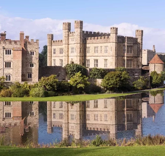 IN-DEPTH ENGLAND TRIP | Solo Travel For Women | Sisterhood Travels ...